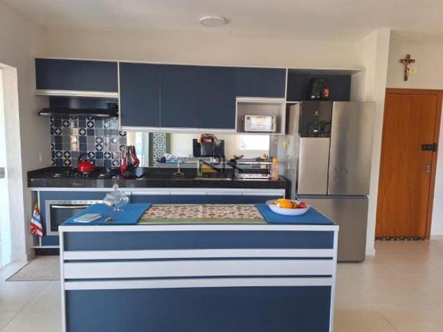 Casa à venda no centro de Ubatuba com 3 dormitórios e varanda gourmet