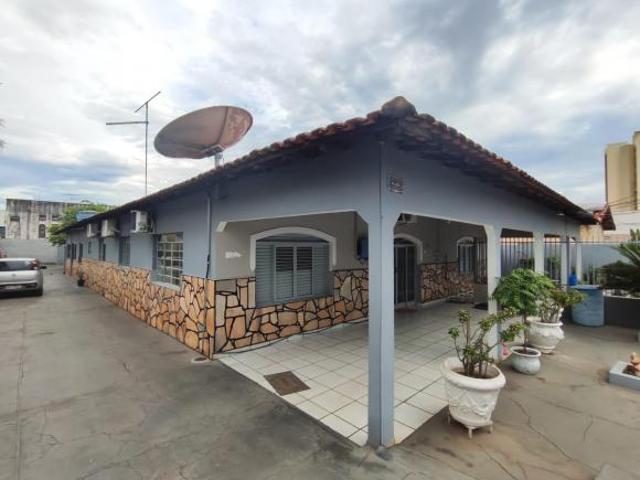 CASA A VENDA NO CENTRO DE VÁRZEA GRANDE. MATO GROSSO