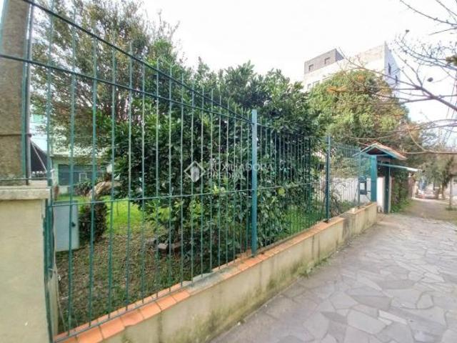 Casa à venda no Centro de Viamão
