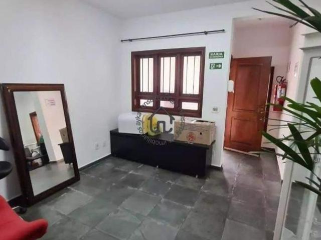 Casa à venda no Centro de Vinhedo