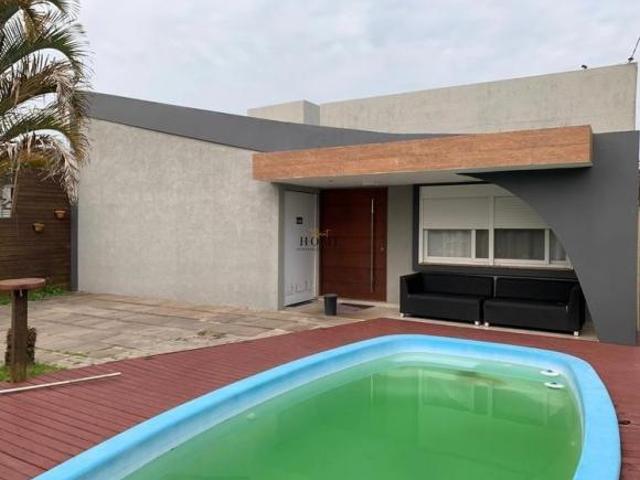 Casa à venda no centro de Xangri lá
