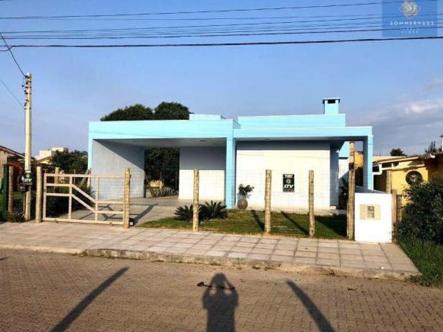Casa a venda no Centro de Xangri Lá