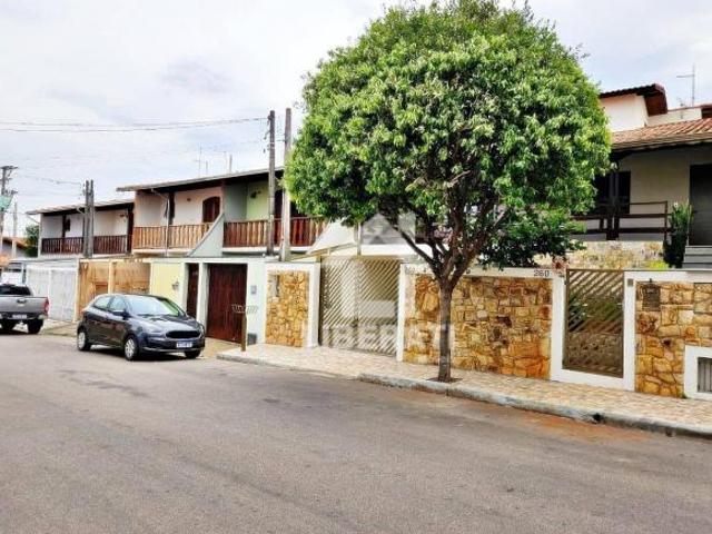 Casa a Venda no Centro em Boituva/SP