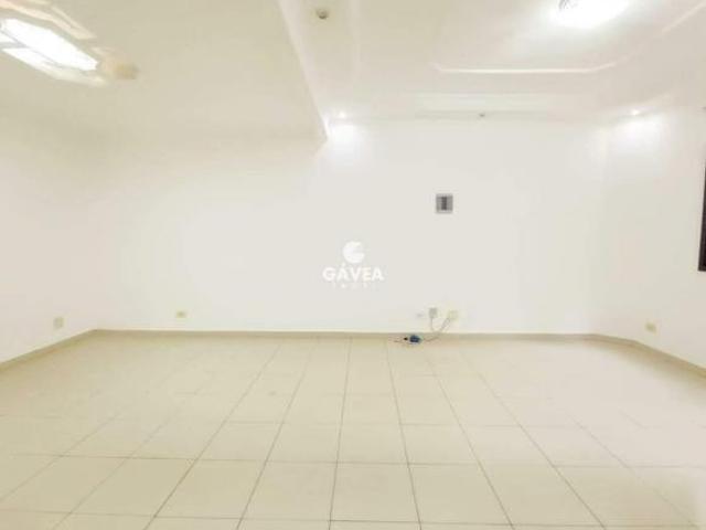 Casa à venda no Centro em São Vicente