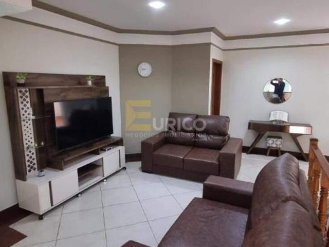 Casa à venda no Centro em Vinhedo/SP