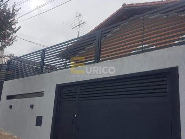 Casa à venda no Centro em Vinhedo/SP