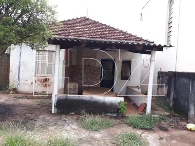 Casa à venda no centro para demolição, Araraquara