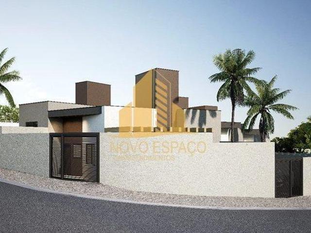 Casa à venda no Centro