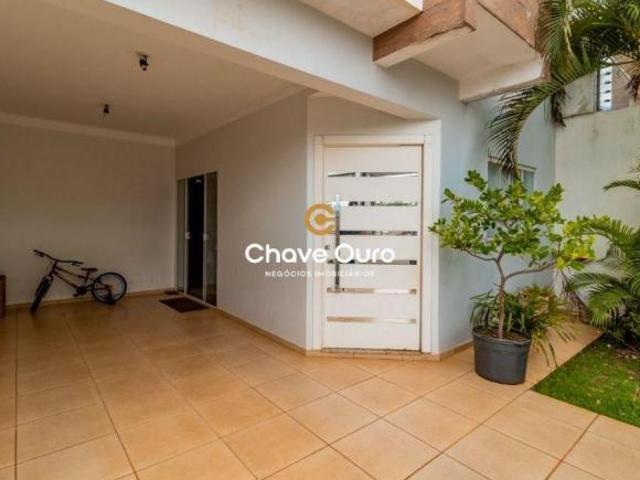 Casa à venda no Centro