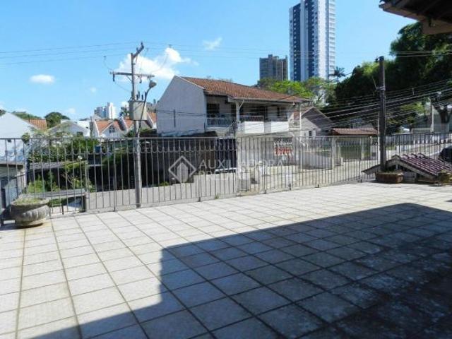 Casa à venda no Centro
