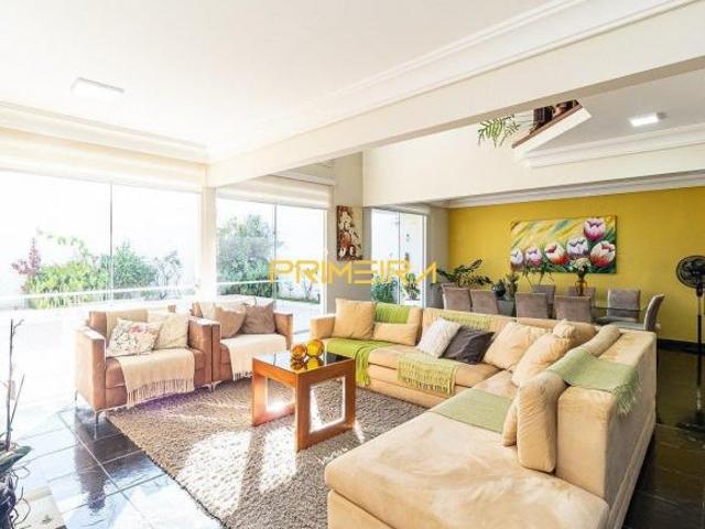 Casa à venda no Centro