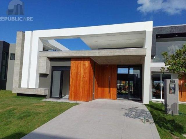 Casa à venda no Centro
