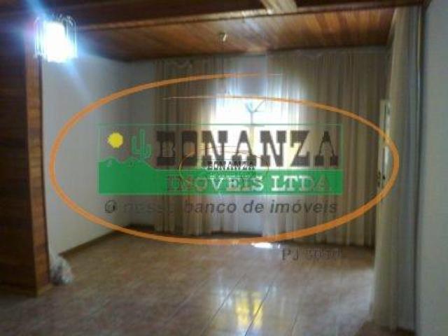 Casa à venda no Centro