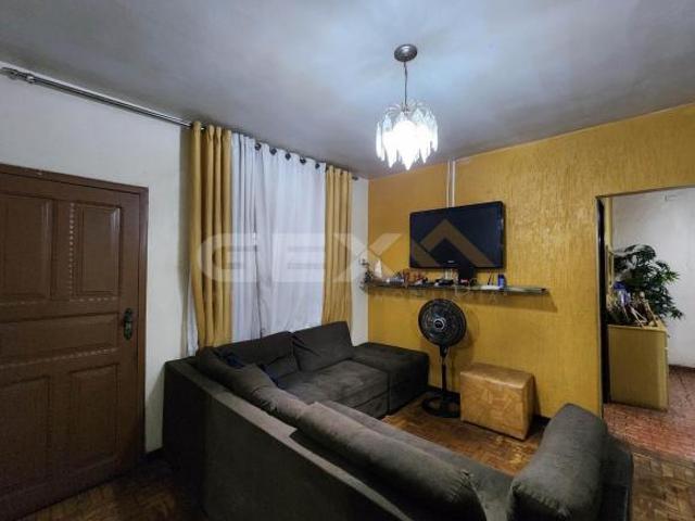 Casa à venda no Centro, 4 quartos, e 2 vagas