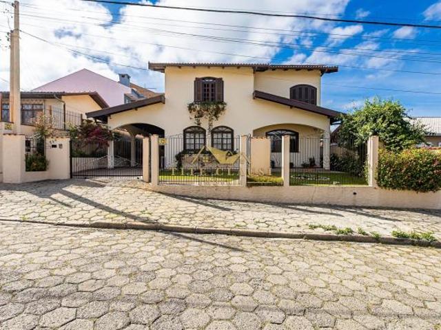Casa à venda no Centro