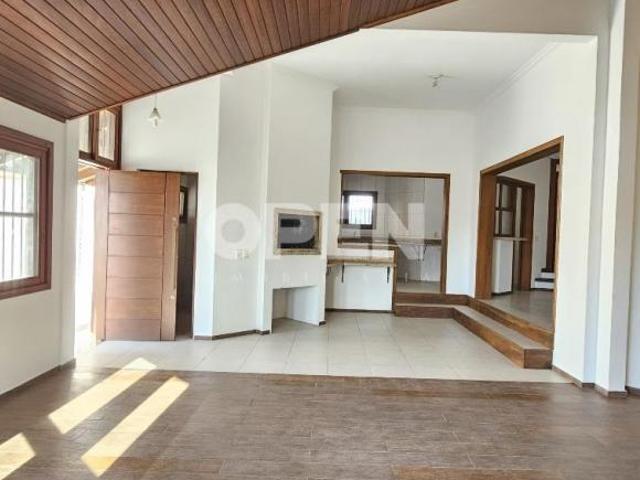 Casa à venda no Centro
