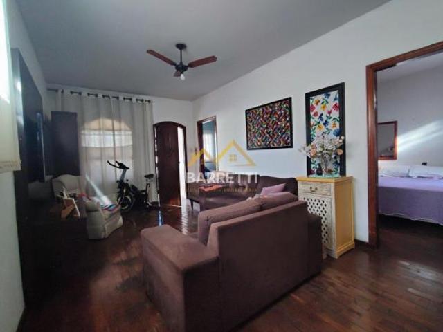 Casa à venda no Centro