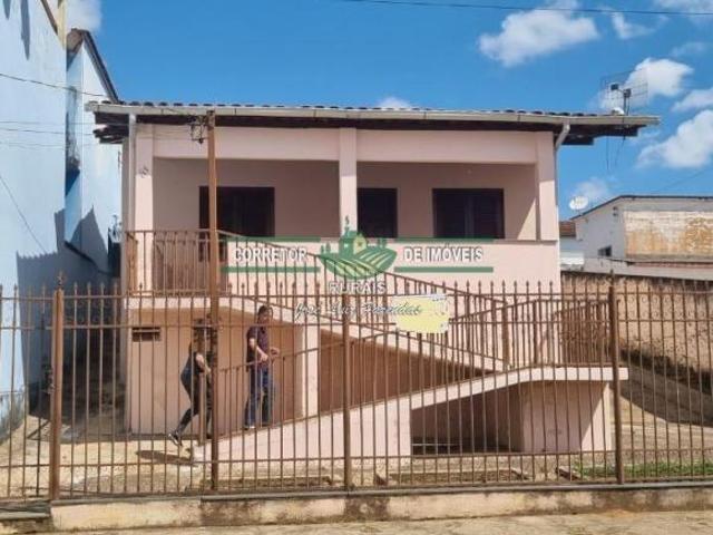 Casa à venda no Centro