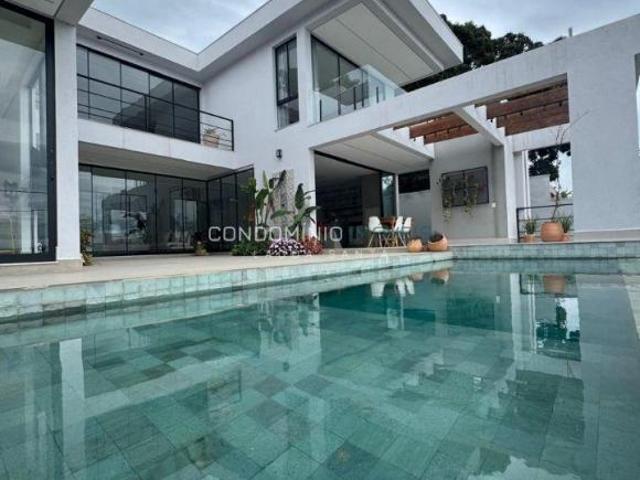 Casa à venda no Centro