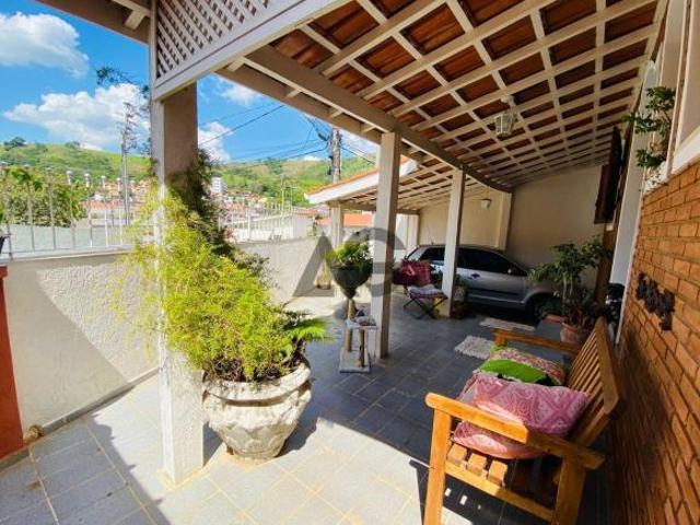 Casa à venda no Centro