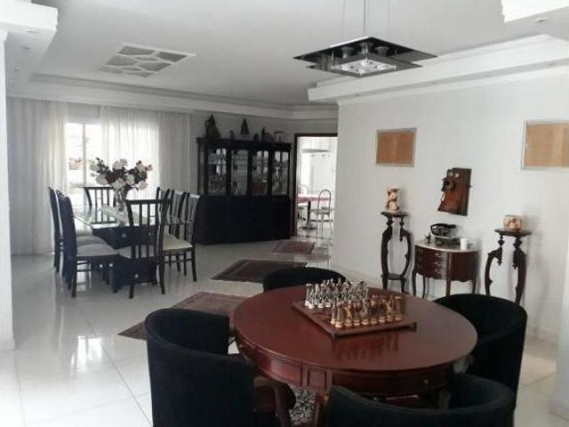 Casa à venda no City América na Rua Theófilo Júlio Bicudo