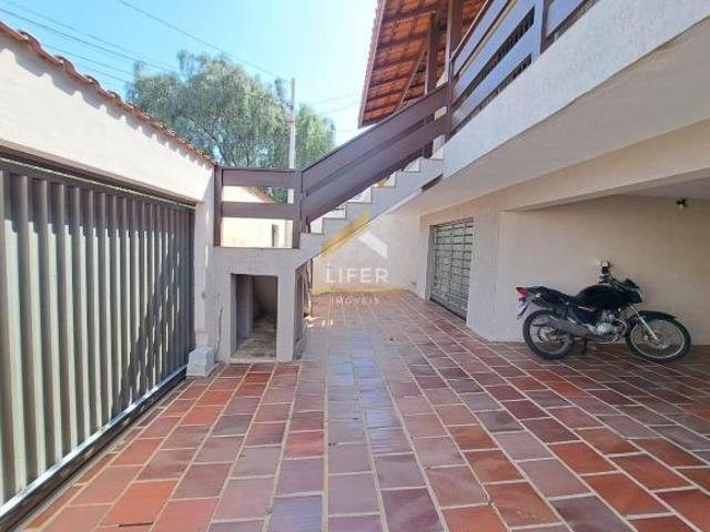 CASA À VENDA NO CIDADE JARDIM