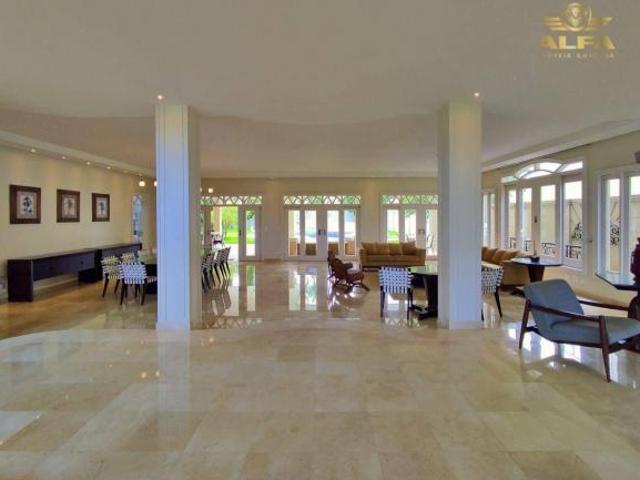 Casa à Venda no Acapulco em Guarujá | Alfa Imóveis