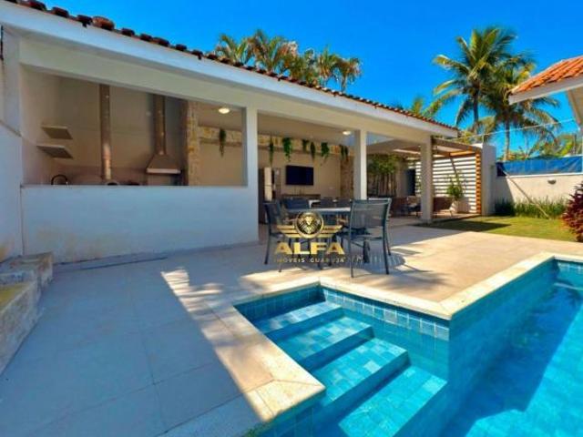 Casa à Venda no Acapulco em Guarujá | Alfa Imóveis Guarujá