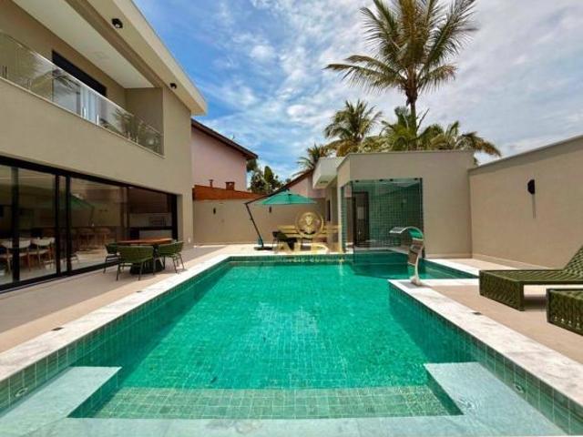 Casa à Venda no Acapulco em Guarujá | Alfa Imóveis Guarujá