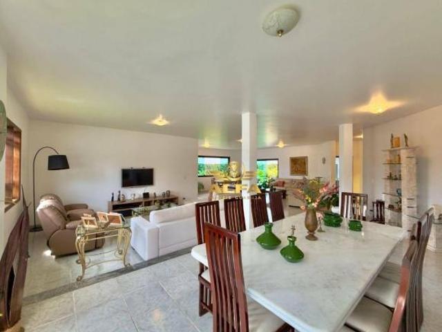 Casa à Venda no Acapulco em Guarujá | Alfa Imóveis Guarujá