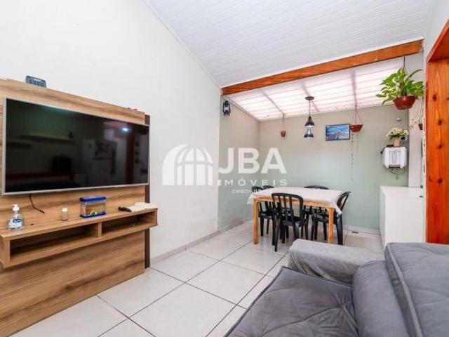Casa à venda no Alto Boqueirão