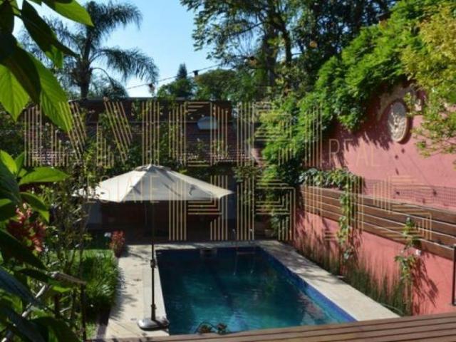 CASA À VENDA NO ALTO DA BOA VISTA 5 QUARTOS