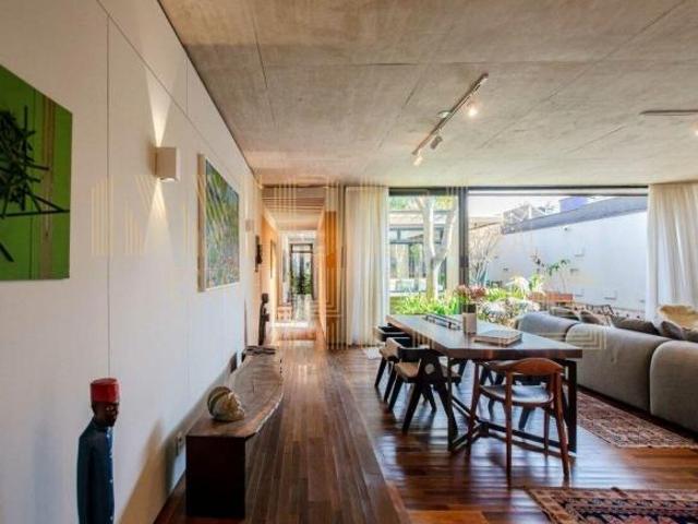 Casa à venda no Alto da Boa Vista | 5 quartos