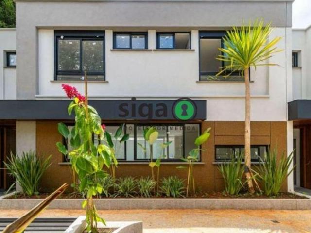 Casa a venda no Alto da Boa Vista com 4 quartos
