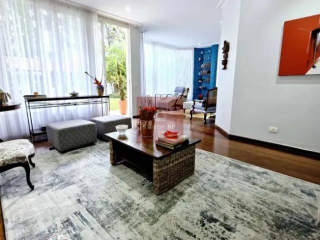 Casa à Venda no Alto da Boa Vista Espaço, Conforto e Sofisticação em Localização Privilegiada