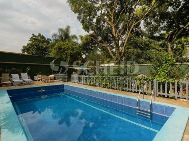Casa à venda no Alto da Boa Vista Sofisticação e Conforto em um Só Lugar!