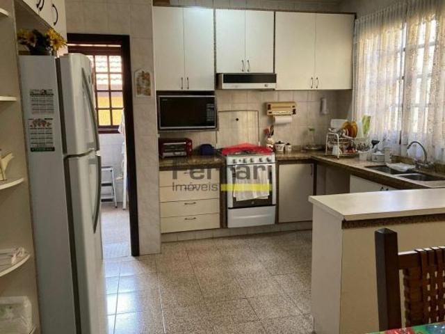 Casa à venda no Alto da Lapa pronta para morar com churrasqueira e 2 vagas