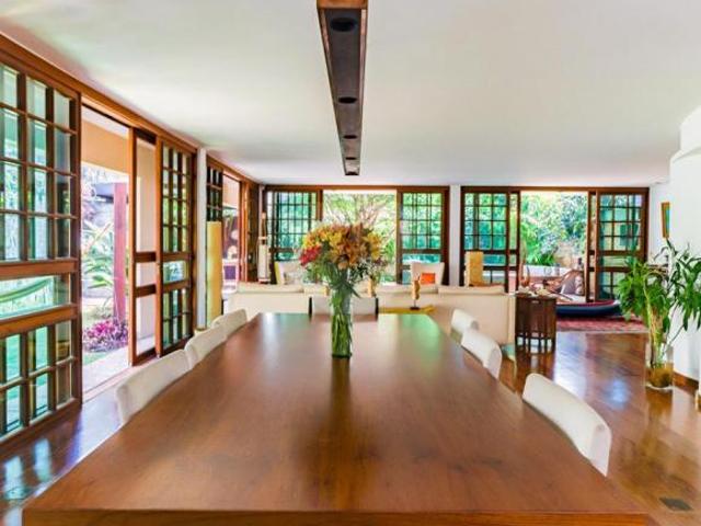 CASA À VENDA NO ALTO DE PINHEIROS
