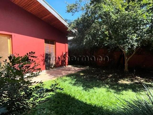 CASA ALTO DE PINHEIROS 3 DORMITÓRIOS 3 VAGAS