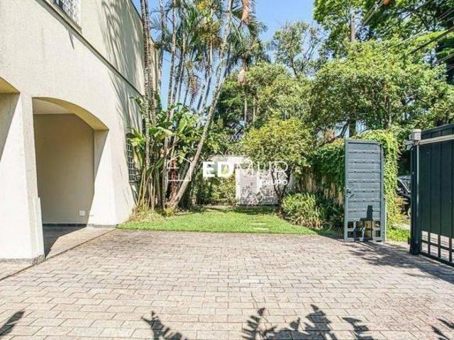 Casa à venda no Alto de Pinheiros