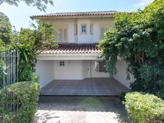 Casa à venda no Altos do Ipê no Bairro Espirito Santo