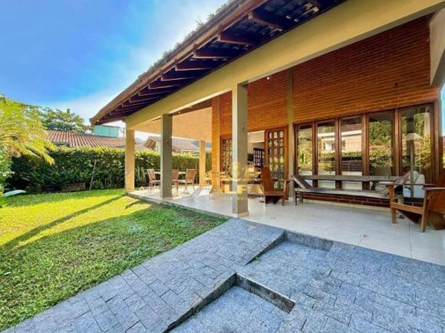 Casa à Venda no Albamar em Guarujá | Alfa Imóveis Guarujá