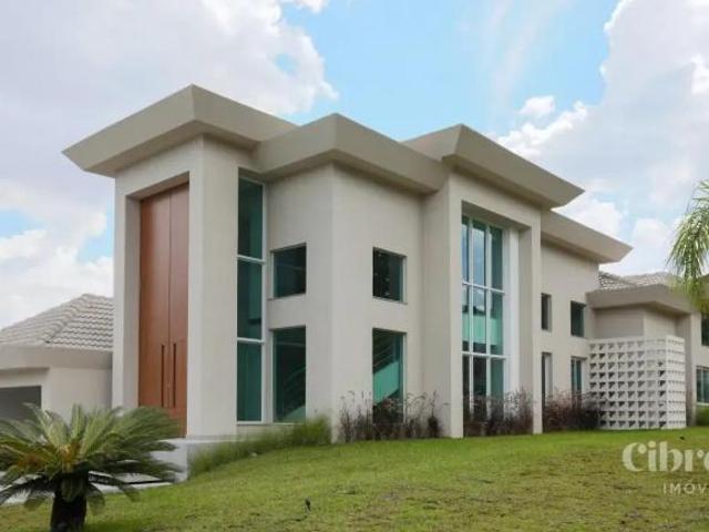 Casa á venda no Alphaville com 4 quartos