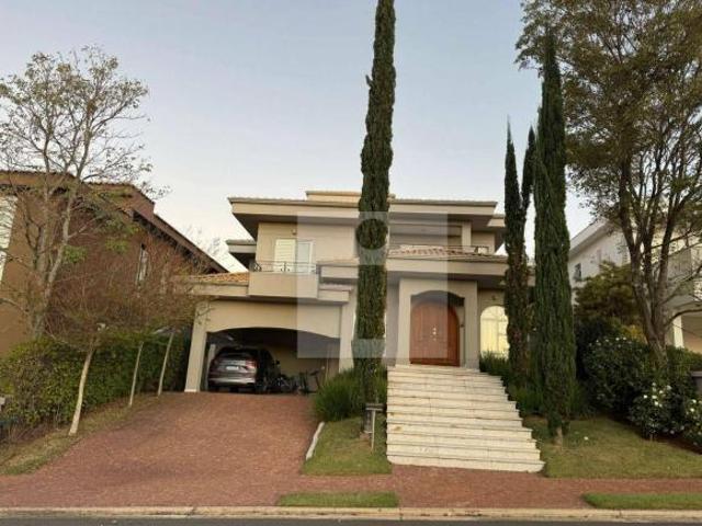 Casa a venda no Alphaville Dom Pedro