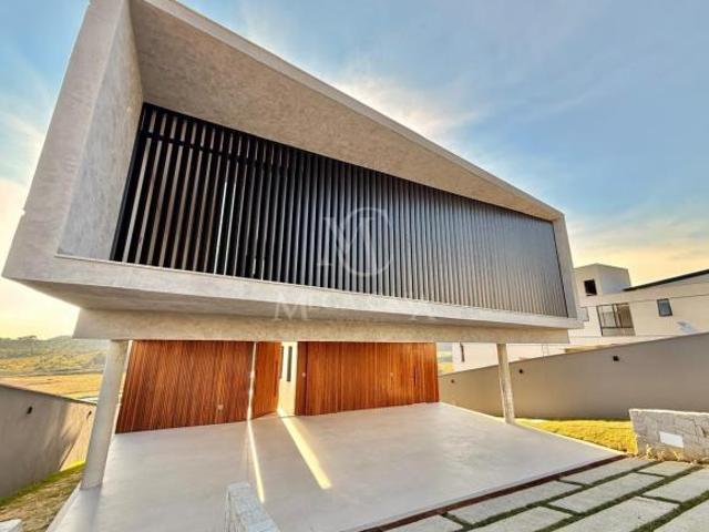 Casa à venda no Alphaville Juiz de Fora