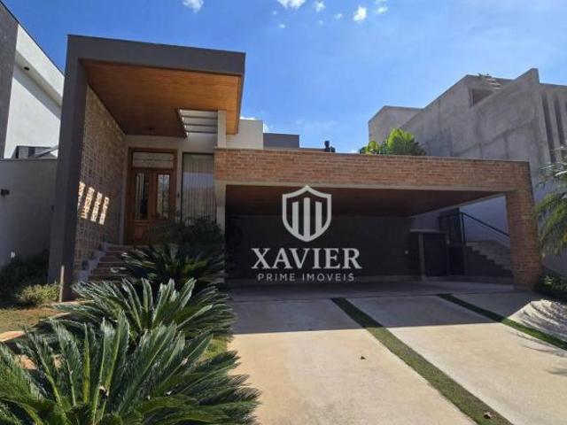 Casa à venda no Alphaville Nova Esplanada, Votorantim. Ambientes integrados, suíte master com hidro