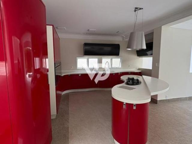 Casa à venda no Alpha 3 – Alphaville