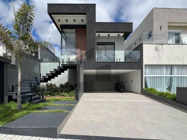 Casa a venda no Aruã Brisas Mogi das Cruzes | 3 suítes | Nova