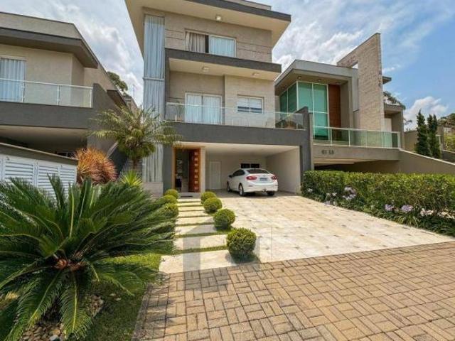Casa a venda no Aruã Brisas Mogi das Cruzes | 3 suítes | Quintal amplo