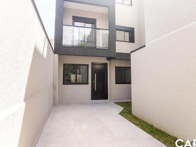 Casa à venda no Atuba